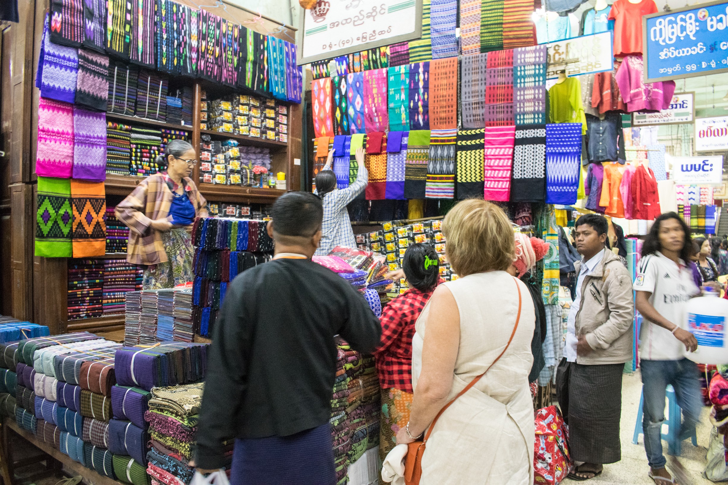 Mandalay 2 Zaycho market